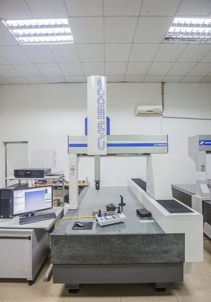 CNC Coordinate Measuring Machine