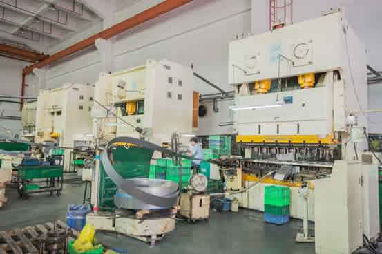 250 - 300 ton transfer press